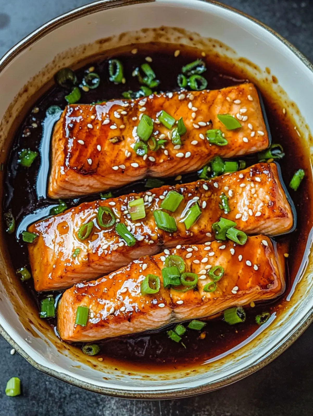 Irresistible Baked Pineapple Salmon: A Tropical Seafood Delight